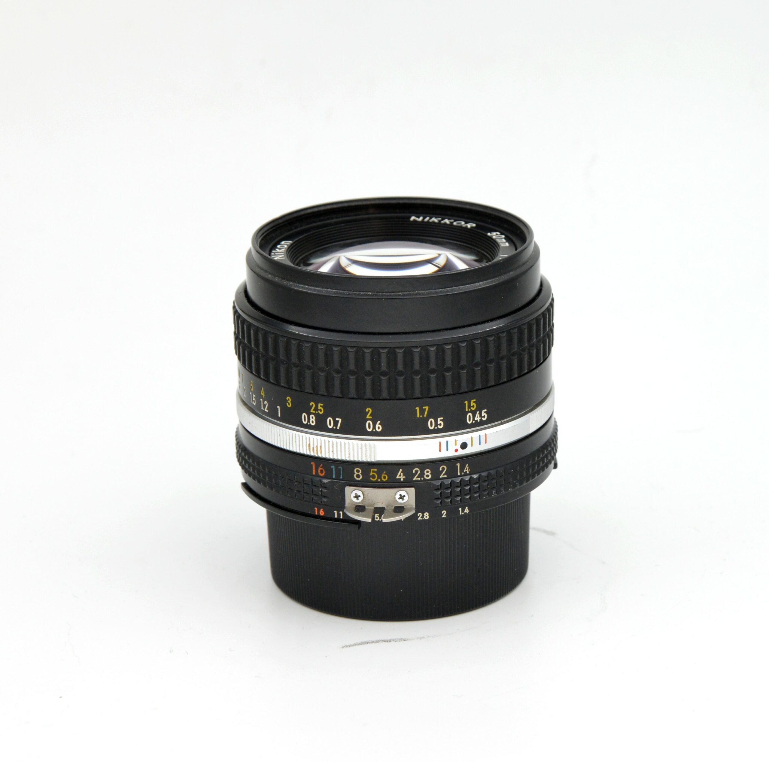 NIKON AIS 1.4/50 - Au Vieux Format